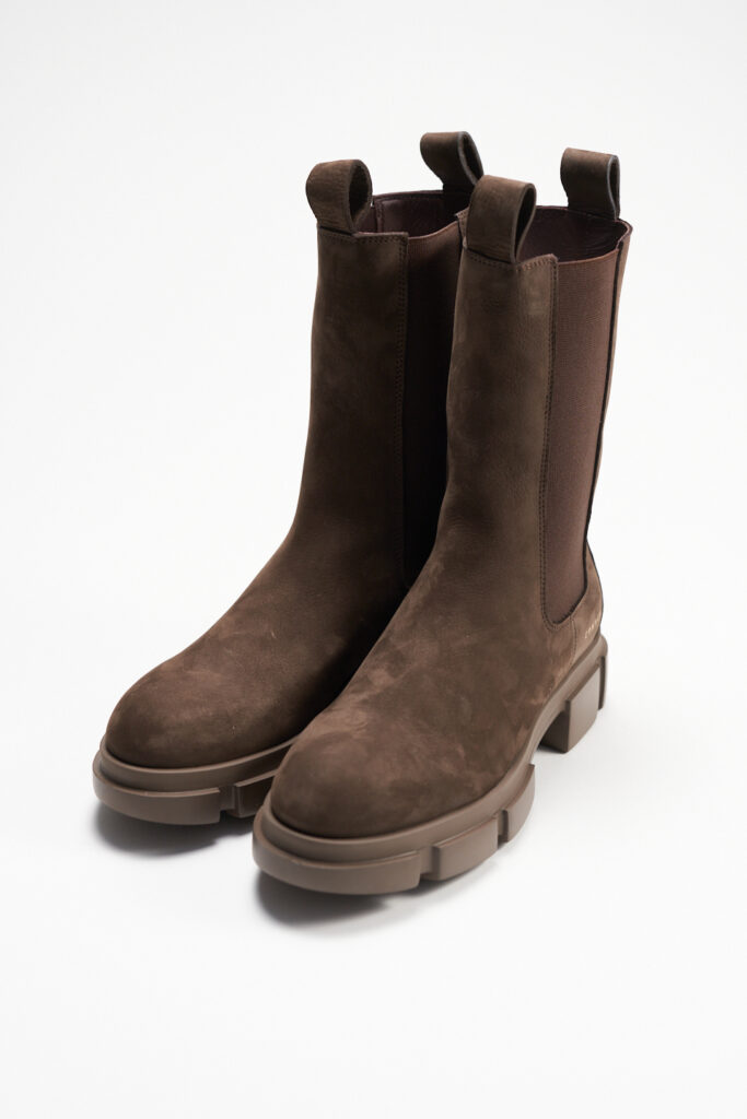 CPH500 – nabuc – chocolate | COPENHAGEN STUDIOS®