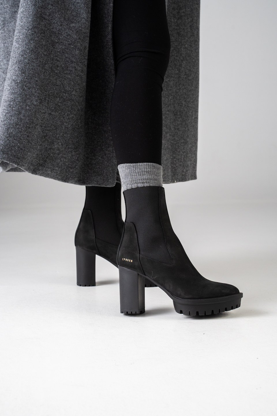 CPH803 – nabuc – black | COPENHAGEN STUDIOS®